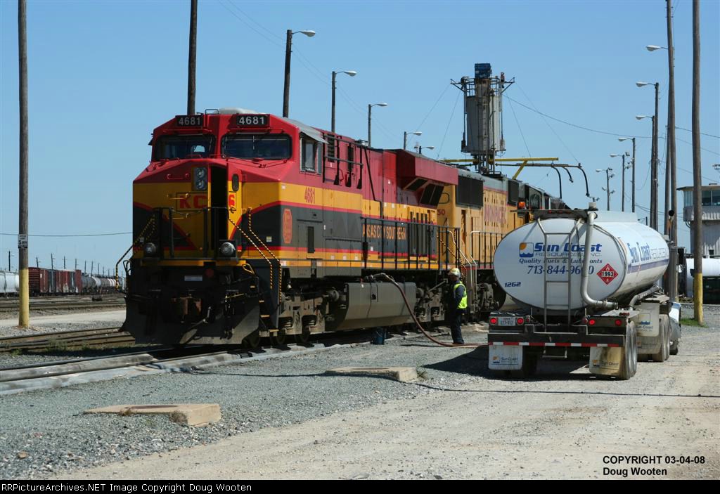 Retro Belle Gets Filled